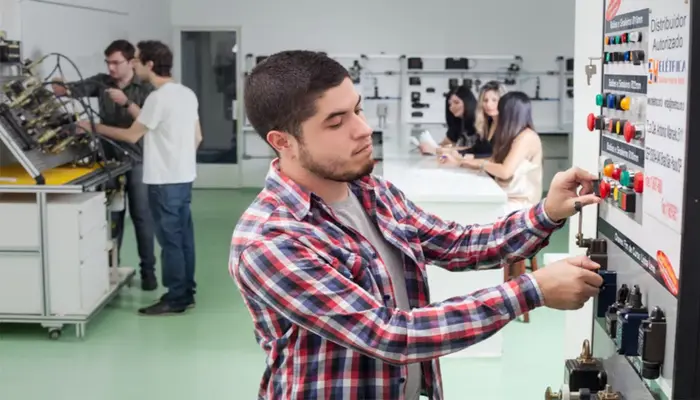 Estagiário De Engenharia Elétrica Vagas Urgentes Bh